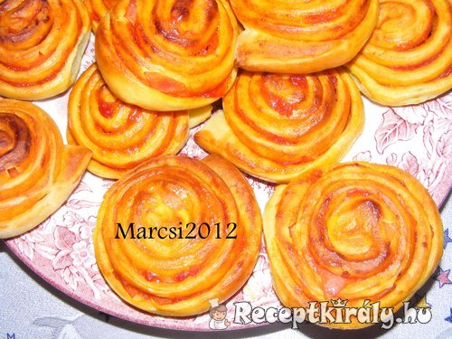 Pizzás csiga | Receptkirály.hu
