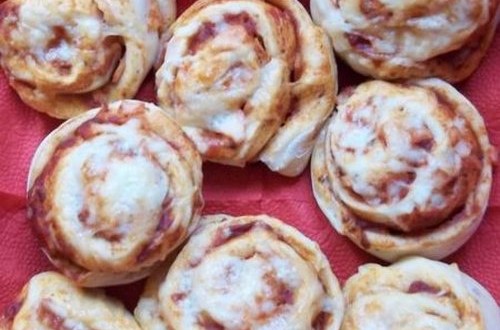 Pizzás csiga III | Receptkirály.hu